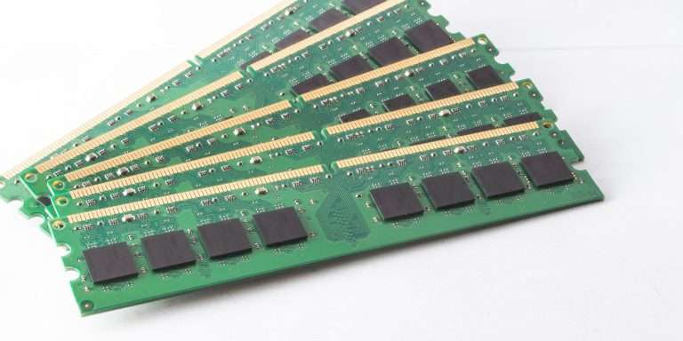 Understanding RAM vs ROM: How Memory Works in Your Devices