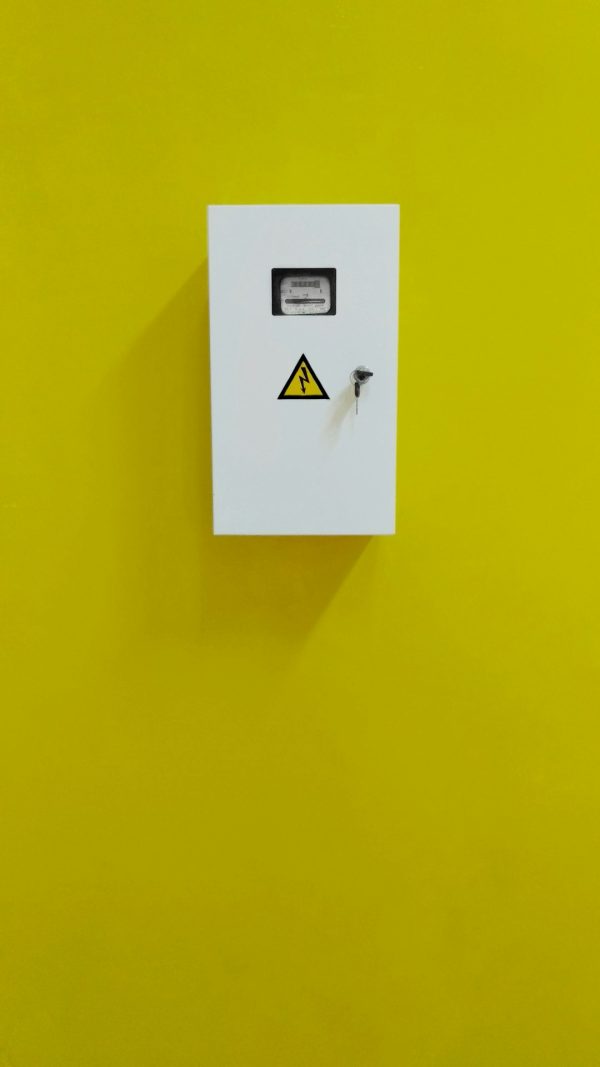 Show or Hide Battery Percentage on Your Windows 11 Taskbar